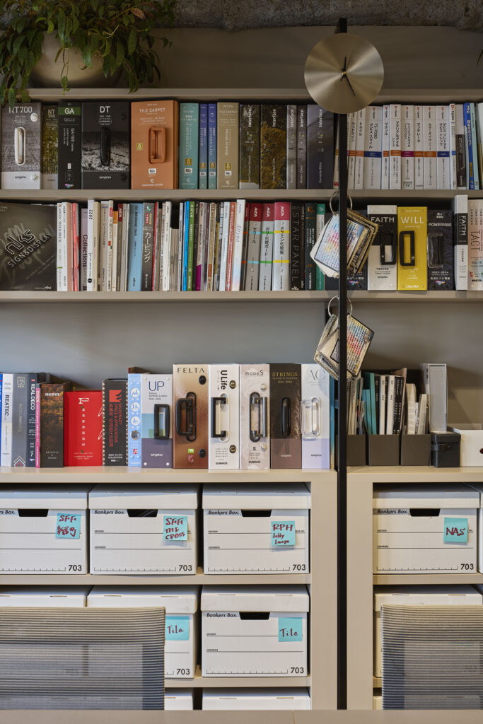 float OFFICE - float Inc.